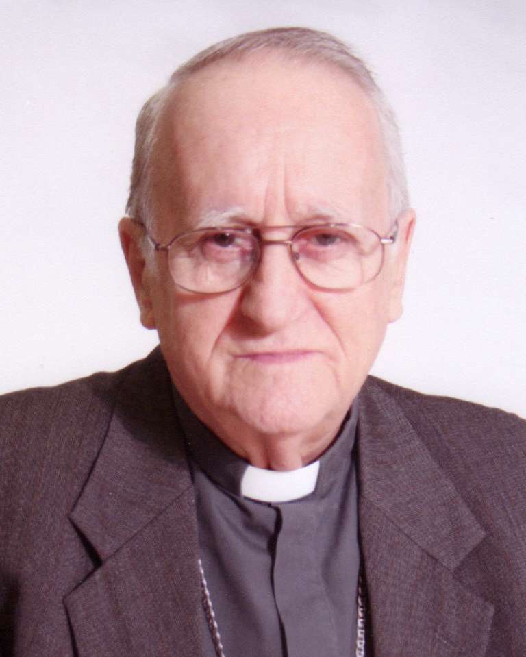 Mgr RÉAL CORRIVEAU, p.m.é. [1930-2025] - Magnus Poirier